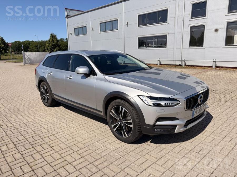 Pelēks Volvo V90 2019 Ventspils, ar dzinēja tilpumu 2.00 L un nobraukumu 260 tūkst. km par 17500 €, foto 4 vietnē AUTOMOTO.COM.LV