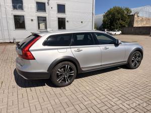 Pelēks Volvo V90 2019 Ventspils, ar dzinēja tilpumu 2.00 L un nobraukumu 260 tūkst. km par 17500 €, foto 7 vietnē AUTOMOTO.COM.LV