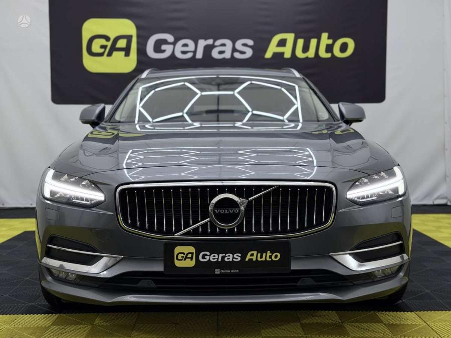 Pelēks Volvo V90 2019 Viļņa, ar dzinēja tilpumu 2.00 L un nobraukumu 235 tūkst. km par 18000 €, foto 3 vietnē AUTOMOTO.COM.LV