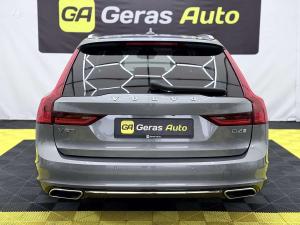 Pelēks Volvo V90 2019 Viļņa, ar dzinēja tilpumu 2.00 L un nobraukumu 235 tūkst. km par 18000 €, foto 6 vietnē AUTOMOTO.COM.LV