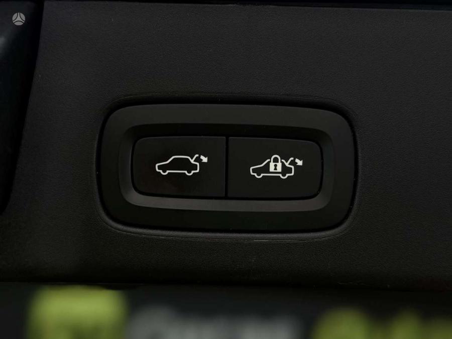 Pelēks Volvo V90 2019 Viļņa, ar dzinēja tilpumu 2.00 L un nobraukumu 235 tūkst. km par 18000 €, foto 14 vietnē AUTOMOTO.COM.LV