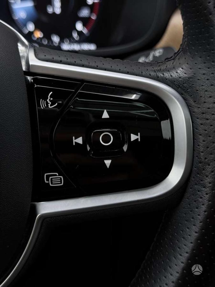 Pelēks Volvo V90 2019 Viļņa, ar dzinēja tilpumu 2.00 L un nobraukumu 235 tūkst. km par 18000 €, foto 35 vietnē AUTOMOTO.COM.LV