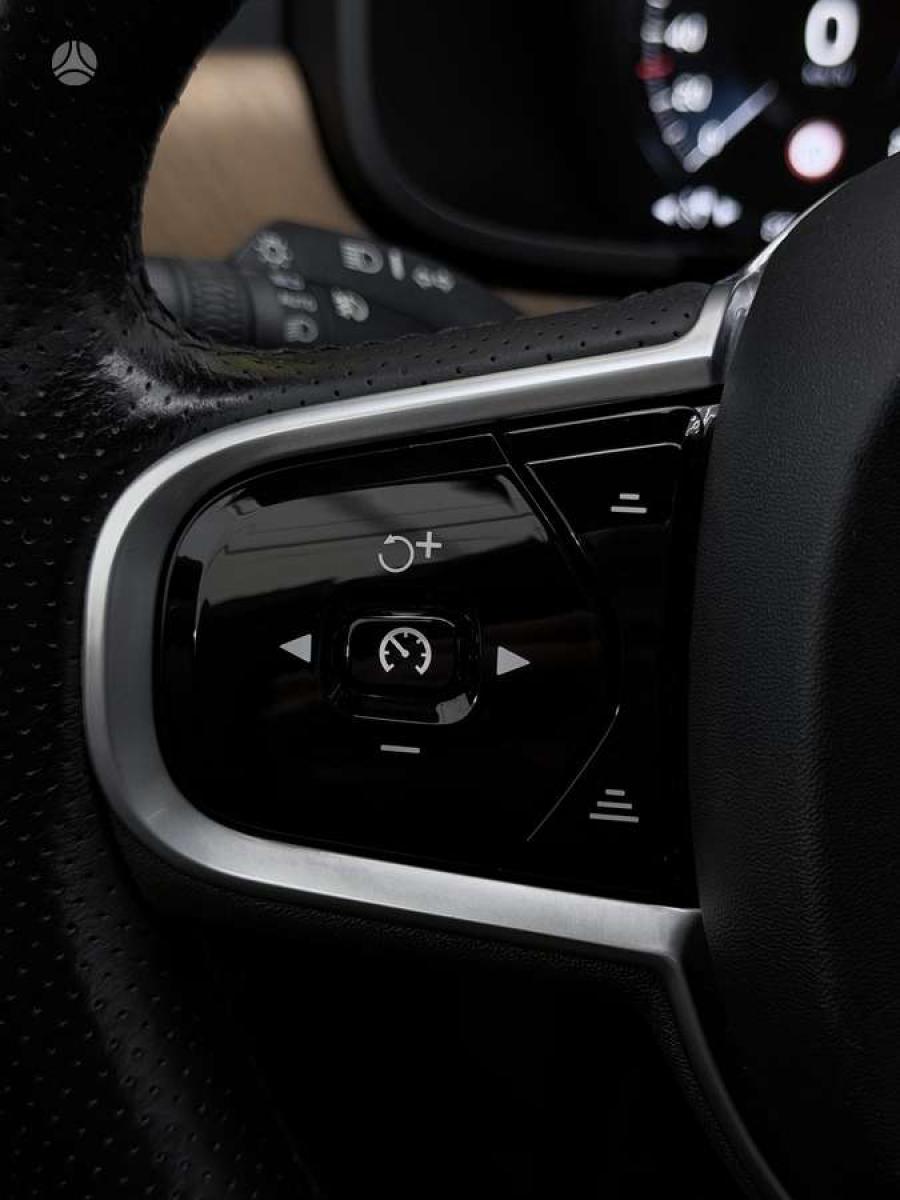 Pelēks Volvo V90 2019 Viļņa, ar dzinēja tilpumu 2.00 L un nobraukumu 235 tūkst. km par 18000 €, foto 36 vietnē AUTOMOTO.COM.LV