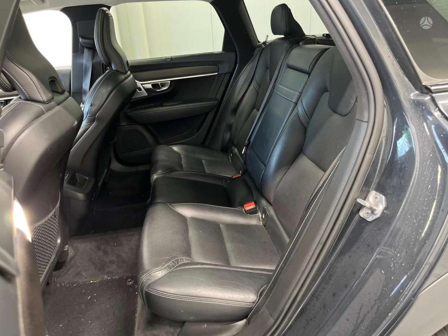 Pelēks Volvo V90 2019 Viļņa, ar dzinēja tilpumu 1.97 L un nobraukumu 230 tūkst. km par 19990 €, foto 10 vietnē AUTOMOTO.COM.LV