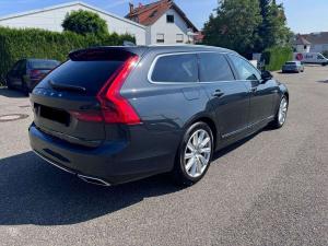 Grey Volvo V90 2019 in Vilnius, with an engine capacity of 1.97 L and mileage of 94 thousand km for 26000 €, photo 6 on AUTOMOTO.COM.LV