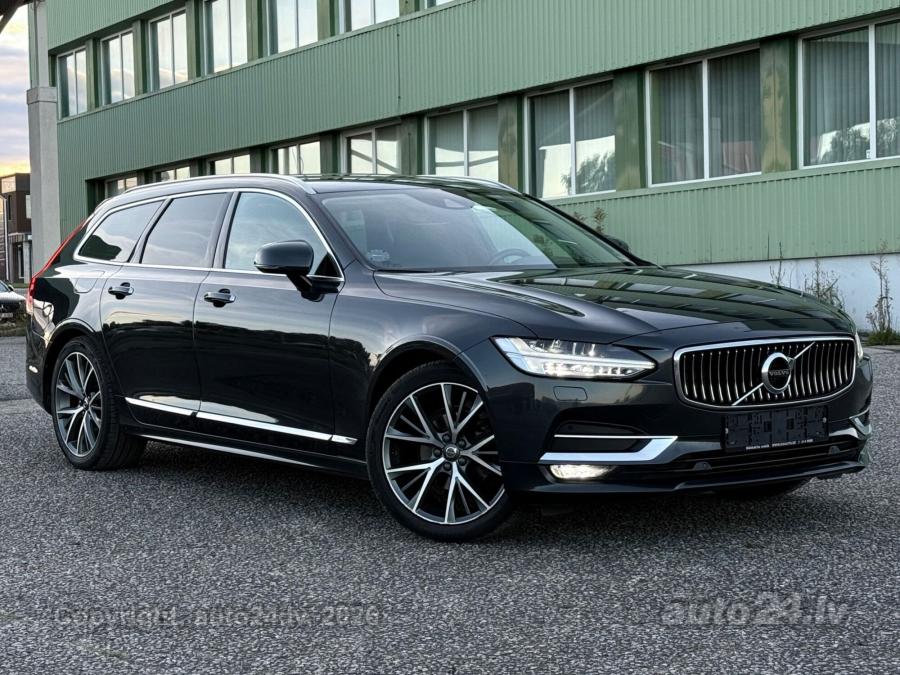 Grey Volvo V90 2019 in Tartu, with an engine capacity of 2.00 L and mileage of 268 thousand km for 16499 €, photo 1 on AUTOMOTO.COM.LV