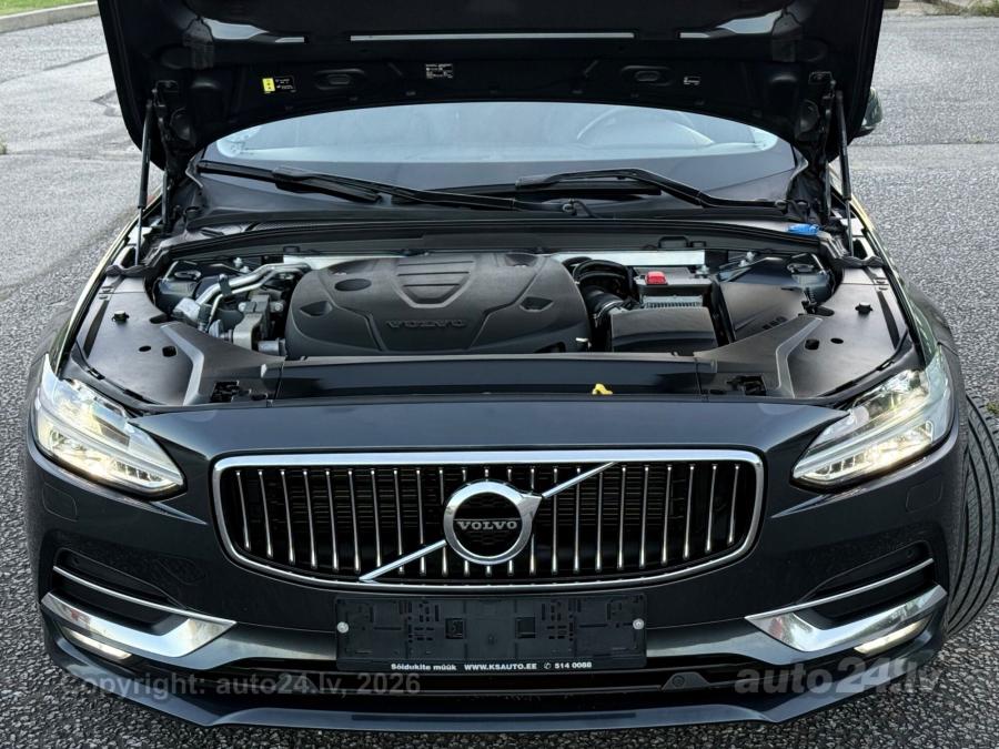 Grey Volvo V90 2019 in Tartu, with an engine capacity of 2.00 L and mileage of 268 thousand km for 16499 €, photo 6 on AUTOMOTO.COM.LV
