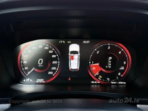 Grey Volvo V90 2019 in Tartu, with an engine capacity of 2.00 L and mileage of 268 thousand km for 16499 €, photo 8 on AUTOMOTO.COM.LV