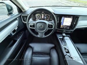 Grey Volvo V90 2019 in Tartu, with an engine capacity of 2.00 L and mileage of 268 thousand km for 16499 €, photo 9 on AUTOMOTO.COM.LV