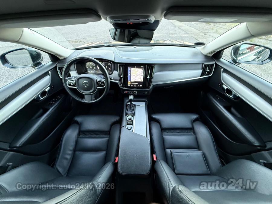 Grey Volvo V90 2019 in Tartu, with an engine capacity of 2.00 L and mileage of 268 thousand km for 16499 €, photo 12 on AUTOMOTO.COM.LV