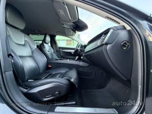 Grey Volvo V90 2019 in Tartu, with an engine capacity of 2.00 L and mileage of 268 thousand km for 16499 €, photo 17 on AUTOMOTO.COM.LV
