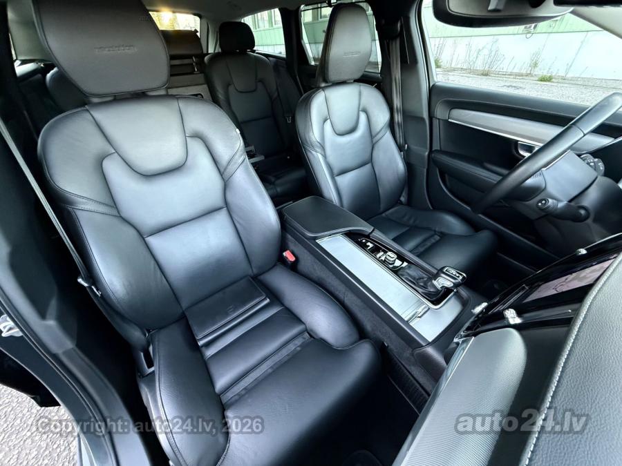 Grey Volvo V90 2019 in Tartu, with an engine capacity of 2.00 L and mileage of 268 thousand km for 16499 €, photo 18 on AUTOMOTO.COM.LV