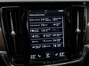 Pelēks Volvo V90 2019 Viļņa, ar dzinēja tilpumu 2.00 L un nobraukumu 235 tūkst. km par 16700 €, foto 33 vietnē AUTOMOTO.COM.LV
