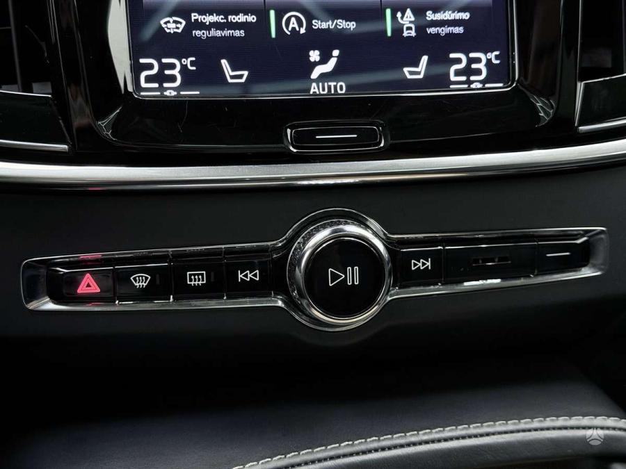 Pelēks Volvo V90 2019 Viļņa, ar dzinēja tilpumu 2.00 L un nobraukumu 235 tūkst. km par 16700 €, foto 30 vietnē AUTOMOTO.COM.LV
