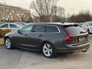 Grey Volvo V90 2020 in Riga, with an engine capacity of 2.00 L and mileage of 166 thousand km for 26900 €, photo 4 on AUTOMOTO.COM.LV