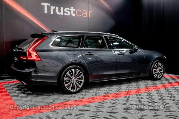 Grey Volvo V90 2020 in Parnu, with an engine capacity of 2.00 L and mileage of 264 thousand km for 15999 €, photo 11 on AUTOMOTO.COM.LV