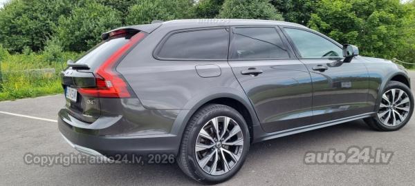 Pelēks Volvo V90 2020 Tallina, ar dzinēja tilpumu 2.00 L un nobraukumu 171 tūkst. km par 27500 €, foto 3 vietnē AUTOMOTO.COM.LV