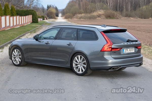 Pelēks Volvo V90 2020 Tallina, ar dzinēja tilpumu 2.00 L un nobraukumu 102 tūkst. km par 29500 €, foto 3 vietnē AUTOMOTO.COM.LV