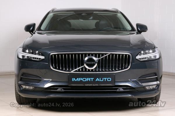 Grey Volvo V90 2020 in Parnu, with an engine capacity of 2.00 L and mileage of 101 thousand km for 25990 €, photo 2 on AUTOMOTO.COM.LV