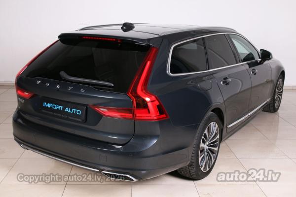 Grey Volvo V90 2020 in Parnu, with an engine capacity of 2.00 L and mileage of 101 thousand km for 25990 €, photo 6 on AUTOMOTO.COM.LV