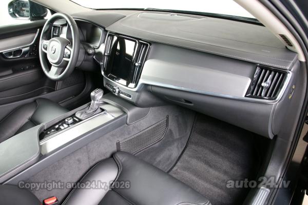 Grey Volvo V90 2020 in Parnu, with an engine capacity of 2.00 L and mileage of 101 thousand km for 25990 €, photo 10 on AUTOMOTO.COM.LV
