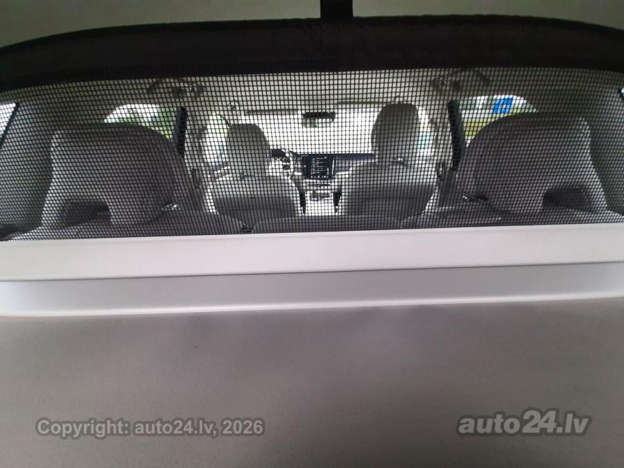 Grey Volvo V90 2020 in Tartu, with an engine capacity of 2.00 L and mileage of 196 thousand km for 24200 €, photo 7 on AUTOMOTO.COM.LV