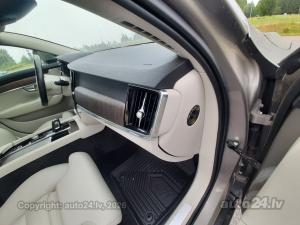Grey Volvo V90 2020 in Tartu, with an engine capacity of 2.00 L and mileage of 196 thousand km for 24200 €, photo 27 on AUTOMOTO.COM.LV