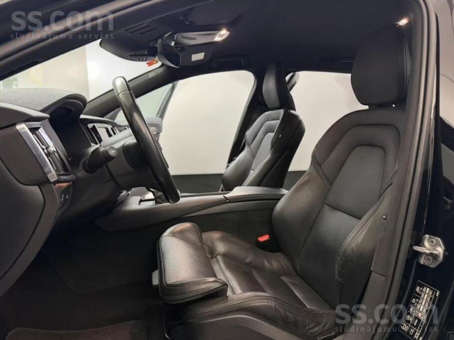 Pelēks Volvo V90 2020 Jūrmala, ar dzinēja tilpumu 2.00 L un nobraukumu 166 tūkst. km par 23500 €, foto 8 vietnē AUTOMOTO.COM.LV
