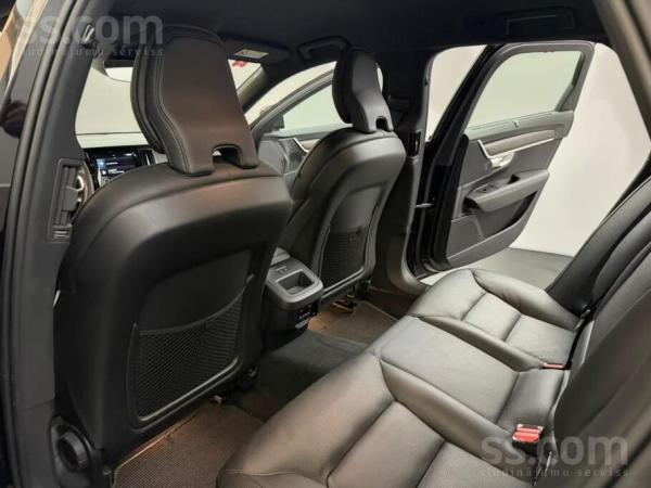 Pelēks Volvo V90 2020 Jūrmala, ar dzinēja tilpumu 2.00 L un nobraukumu 166 tūkst. km par 23500 €, foto 10 vietnē AUTOMOTO.COM.LV