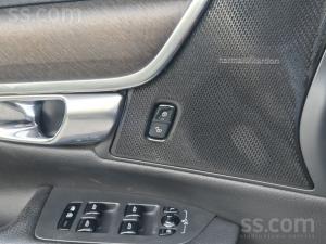 Pelēks Volvo V90 2020 Jūrmala, ar dzinēja tilpumu 2.00 L un nobraukumu 186 tūkst. km par 22990 €, foto 27 vietnē AUTOMOTO.COM.LV