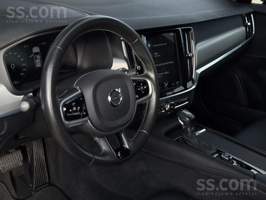 Pelēks Volvo V90 2020 Valmiera, ar dzinēja tilpumu 2.00 L un nobraukumu 129 tūkst. km par 23900 €, foto 8 vietnē AUTOMOTO.COM.LV