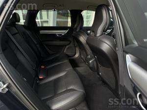 Pelēks Volvo V90 2020 Valmiera, ar dzinēja tilpumu 2.00 L un nobraukumu 129 tūkst. km par 23900 €, foto 22 vietnē AUTOMOTO.COM.LV