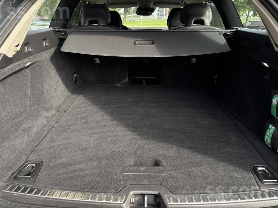 Pelēks Volvo V90 2020 Valmiera, ar dzinēja tilpumu 2.00 L un nobraukumu 129 tūkst. km par 23900 €, foto 23 vietnē AUTOMOTO.COM.LV
