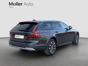 Pelēks Volvo V90 2020 Pērnava, ar dzinēja tilpumu 2.00 L un nobraukumu 180 tūkst. km par 29500 €, foto 3 vietnē AUTOMOTO.COM.LV