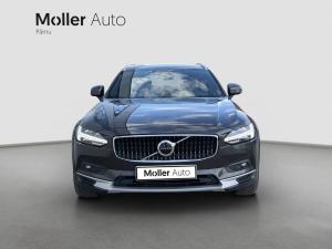 Pelēks Volvo V90 2020 Pērnava, ar dzinēja tilpumu 2.00 L un nobraukumu 180 tūkst. km par 29500 €, foto 4 vietnē AUTOMOTO.COM.LV