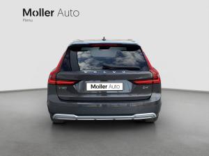 Pelēks Volvo V90 2020 Pērnava, ar dzinēja tilpumu 2.00 L un nobraukumu 180 tūkst. km par 29500 €, foto 5 vietnē AUTOMOTO.COM.LV