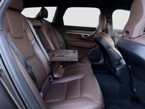 Pelēks Volvo V90 2020 Pērnava, ar dzinēja tilpumu 2.00 L un nobraukumu 180 tūkst. km par 29500 €, foto 7 vietnē AUTOMOTO.COM.LV