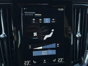 Pelēks Volvo V90 2020 Pērnava, ar dzinēja tilpumu 2.00 L un nobraukumu 180 tūkst. km par 29500 €, foto 16 vietnē AUTOMOTO.COM.LV