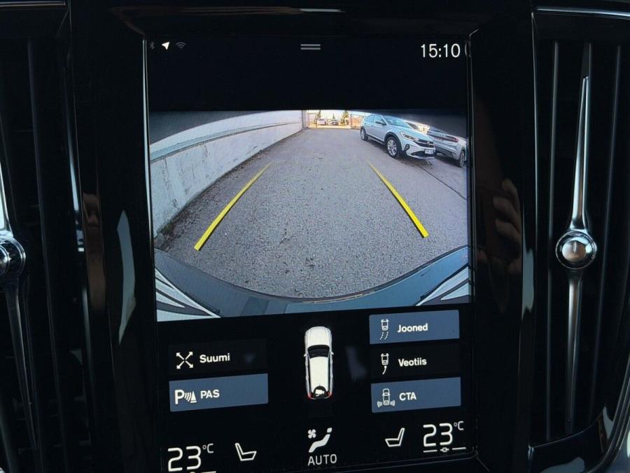 Pelēks Volvo V90 2020 Pērnava, ar dzinēja tilpumu 2.00 L un nobraukumu 180 tūkst. km par 29500 €, foto 22 vietnē AUTOMOTO.COM.LV