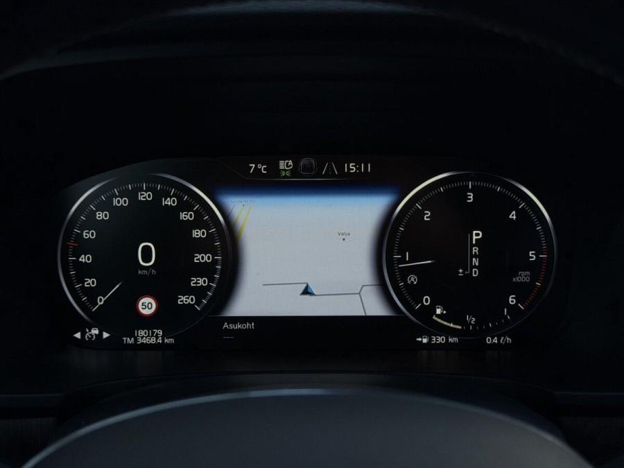 Pelēks Volvo V90 2020 Pērnava, ar dzinēja tilpumu 2.00 L un nobraukumu 180 tūkst. km par 29500 €, foto 23 vietnē AUTOMOTO.COM.LV