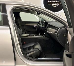 Grey Volvo V90 2020 in Marijampole, with an engine capacity of 1.97 L and mileage of 275 thousand km for 18999 €, photo 12 on AUTOMOTO.COM.LV