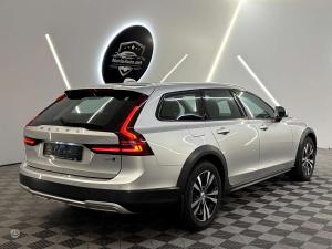 Grey Volvo V90 2020 in Marijampole, with an engine capacity of 1.97 L and mileage of 275 thousand km for 18999 €, photo 29 on AUTOMOTO.COM.LV