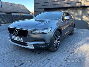 Pelēks Volvo V90 2020 Rapla, ar dzinēja tilpumu 2.00 L un nobraukumu 203 tūkst. km par 23600 €, foto 3 vietnē AUTOMOTO.COM.LV
