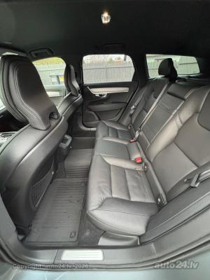 Pelēks Volvo V90 2020 Rapla, ar dzinēja tilpumu 2.00 L un nobraukumu 203 tūkst. km par 23600 €, foto 8 vietnē AUTOMOTO.COM.LV