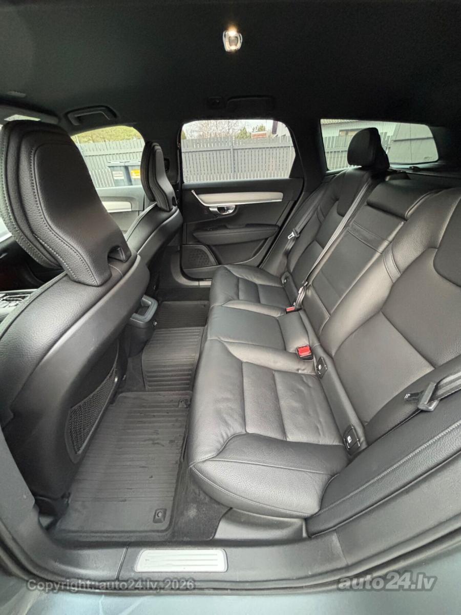 Pelēks Volvo V90 2020 Rapla, ar dzinēja tilpumu 2.00 L un nobraukumu 203 tūkst. km par 23600 €, foto 8 vietnē AUTOMOTO.COM.LV