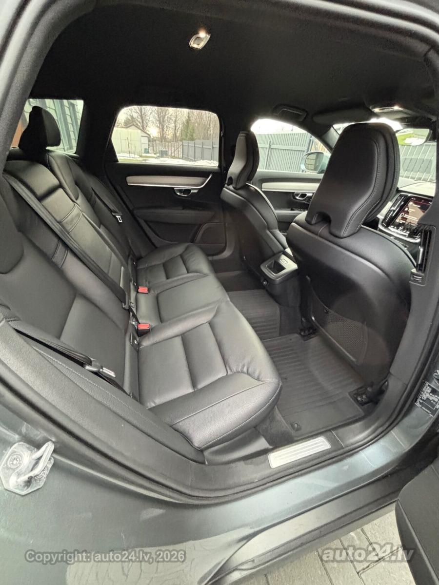 Pelēks Volvo V90 2020 Rapla, ar dzinēja tilpumu 2.00 L un nobraukumu 203 tūkst. km par 23600 €, foto 9 vietnē AUTOMOTO.COM.LV