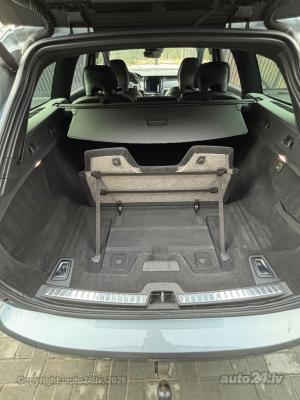 Pelēks Volvo V90 2020 Rapla, ar dzinēja tilpumu 2.00 L un nobraukumu 203 tūkst. km par 23600 €, foto 19 vietnē AUTOMOTO.COM.LV