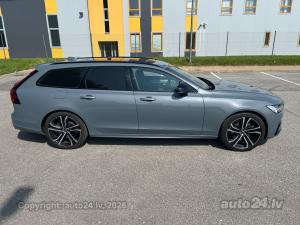 Pelēks Volvo V90 2020 Tallina, ar dzinēja tilpumu 2.00 L un nobraukumu 130 tūkst. km par 32500 €, foto 4 vietnē AUTOMOTO.COM.LV