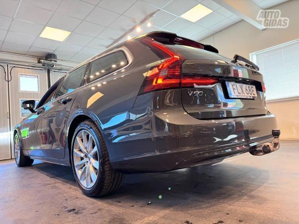 Pelēks Volvo V90 2021 Kauņa, ar dzinēja tilpumu 0.00 L un nobraukumu 72 tūkst. km par 34284 €, foto 3 vietnē AUTOMOTO.COM.LV
