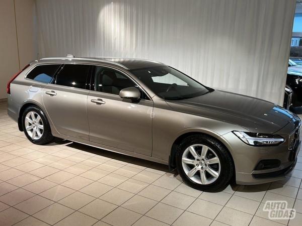 Pelēks Volvo V90 2021 Kauņa, ar dzinēja tilpumu 0.00 L un nobraukumu 74 tūkst. km par 34132 €, foto 3 vietnē AUTOMOTO.COM.LV